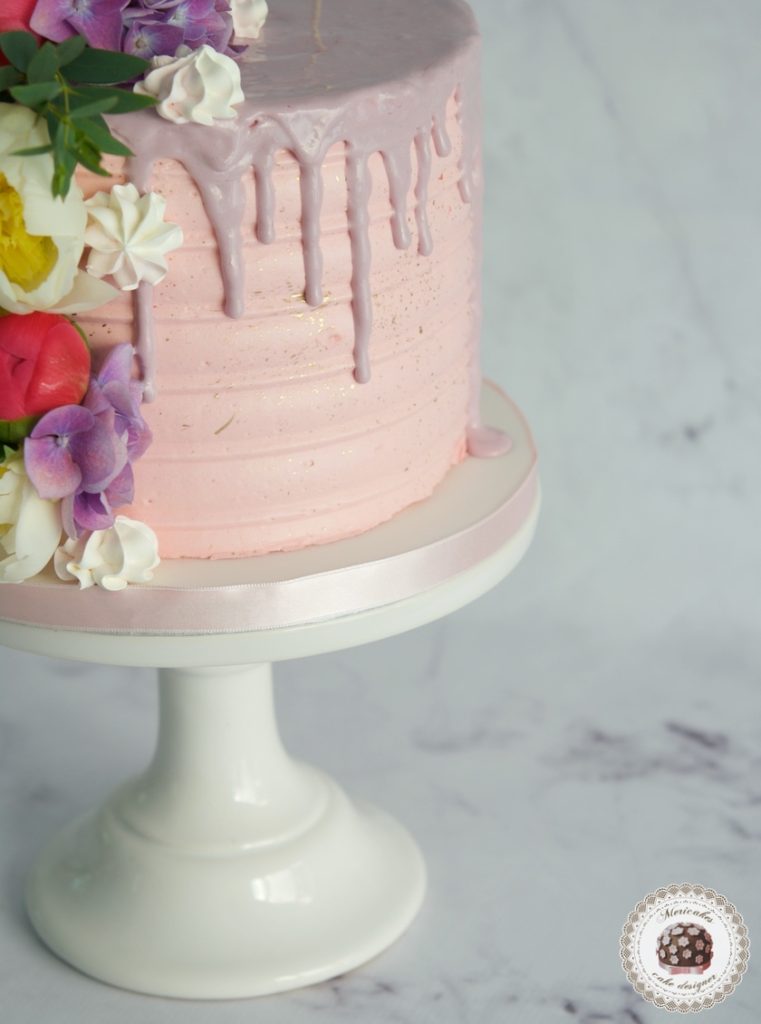Flower Drip Cake - Tarta aniversario flores naturales